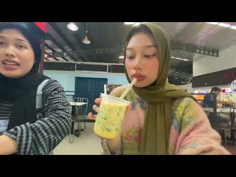 Flog: Fay Vlog ke Bandung