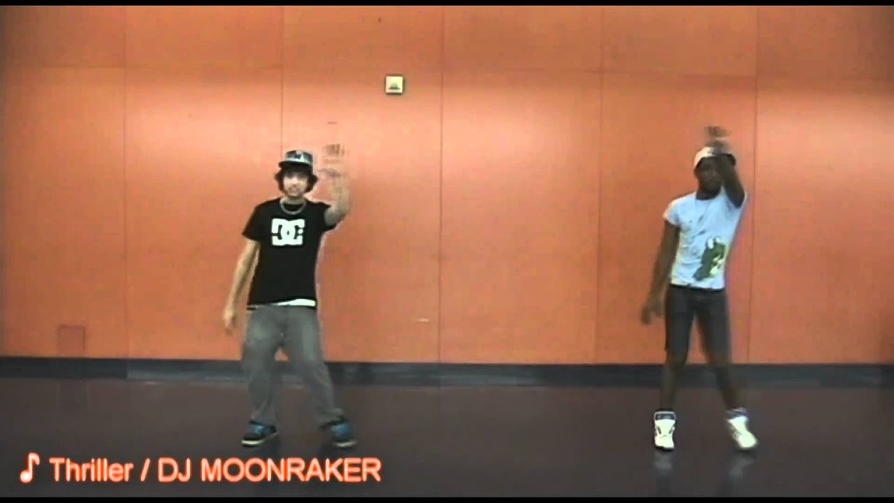 [パラパラ] THRILLER / DJ MOONRAKER [OTAKUTHON 2010] - YouTube
