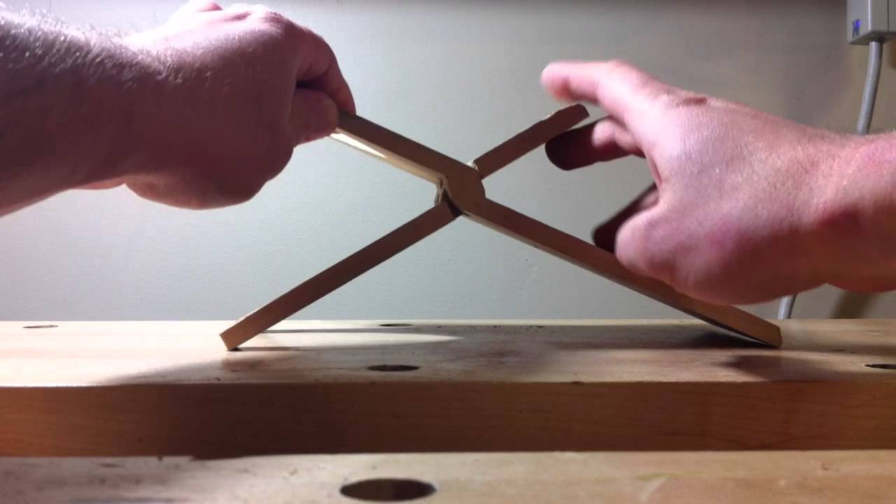 Roubo book stand - YouTube