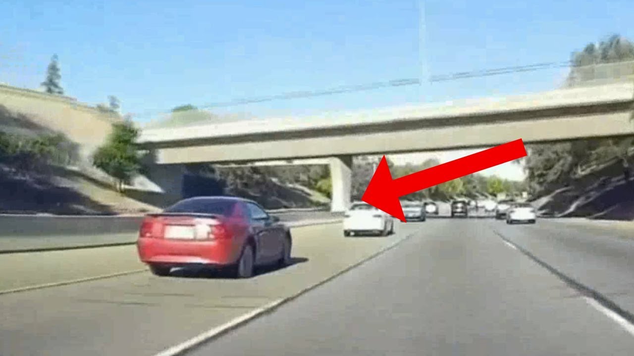 Mustang Fails - Epic Ford Mustang Crash Compilation 3018 - YouTube