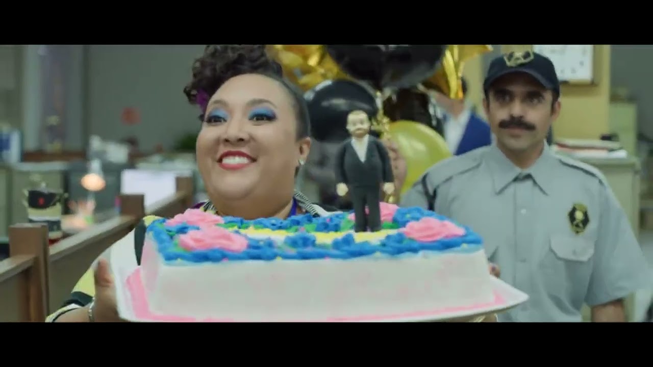 Mirreyes vs Godinez - YouTube