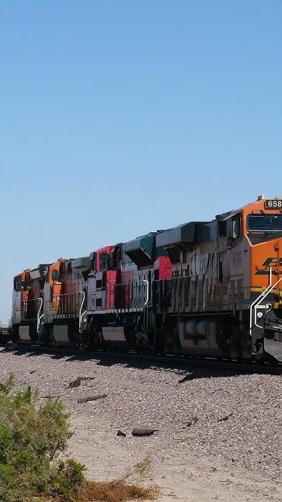 BNSF 6589 EB MP 733 NEEDLES SUB 7-10-2023 #railfanningbarstow #train #railfan #railway - YouTube