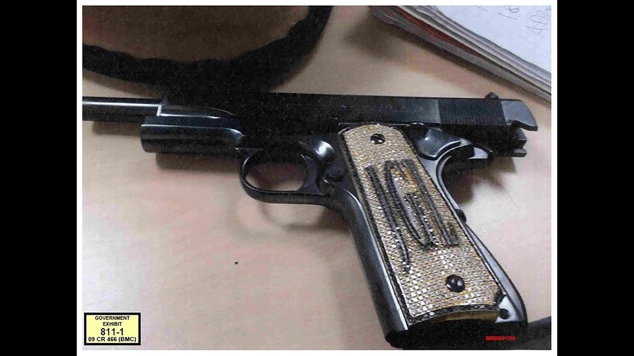 Arma de oro y diamantes de "El Chapo" Guzmán - YouTube