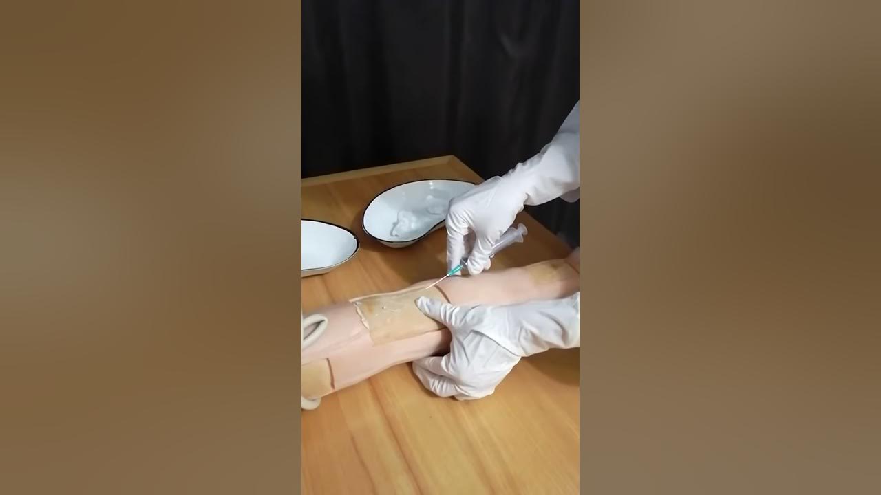Забор крови из вены - YouTube