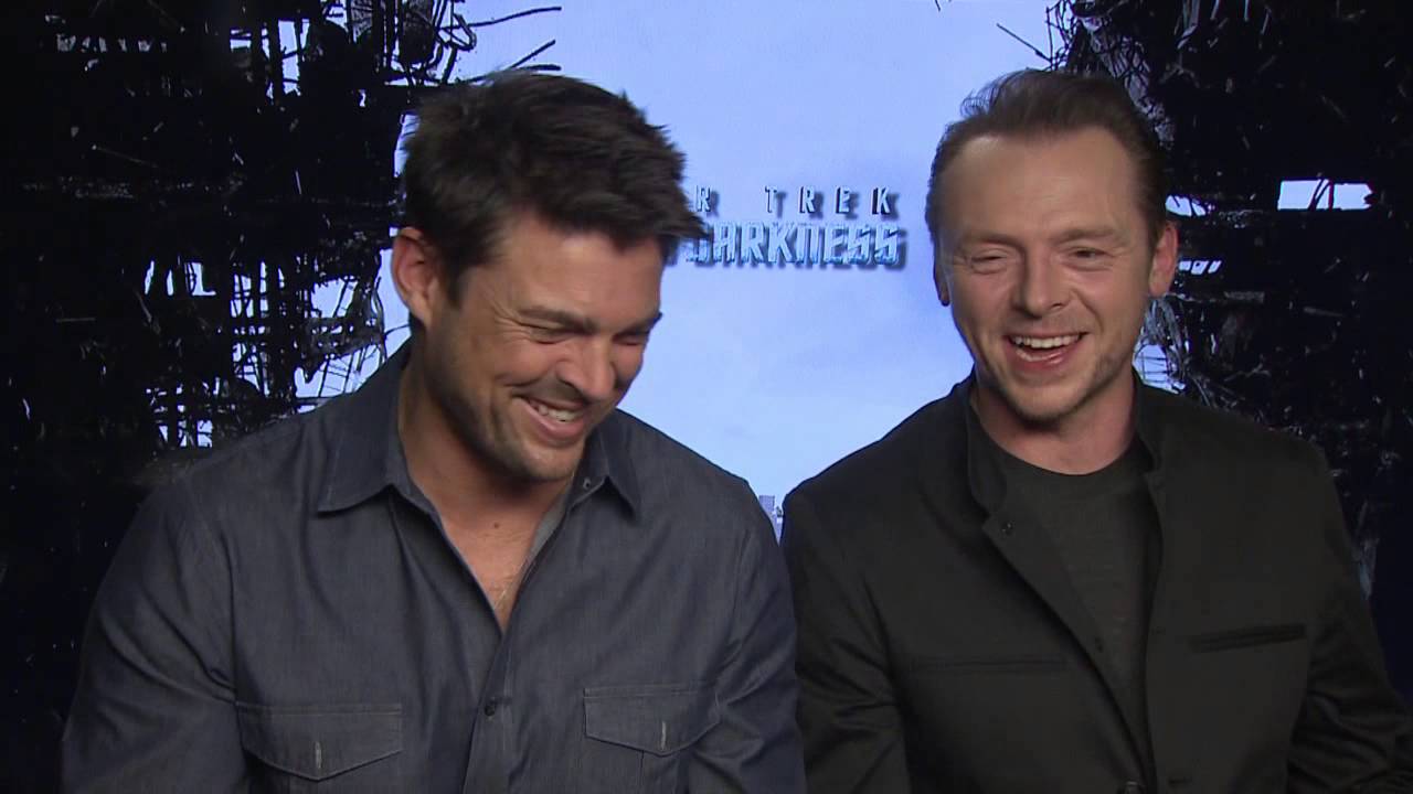 Karl Urban & Simon Pegg's Star Trek Into Darkness Interview - Celebs ...