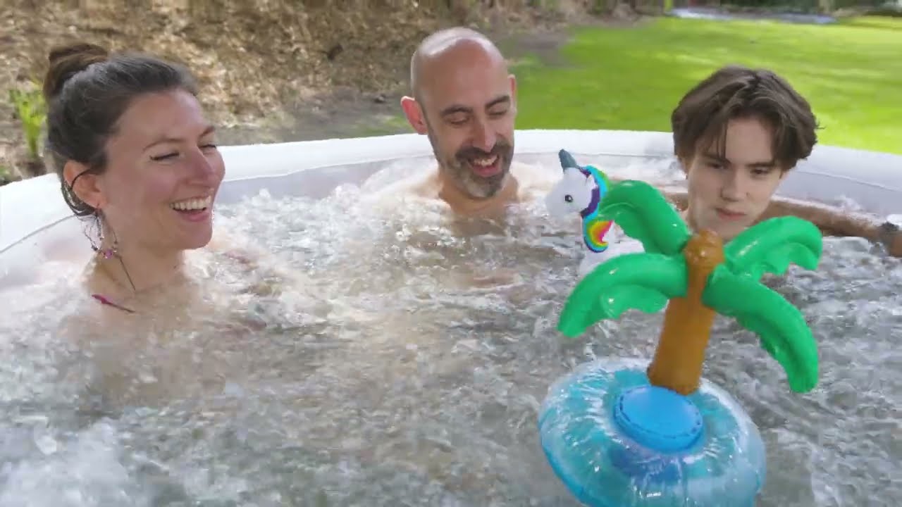 BluMill Spa Pools | Tommy Teleshopping - YouTube
