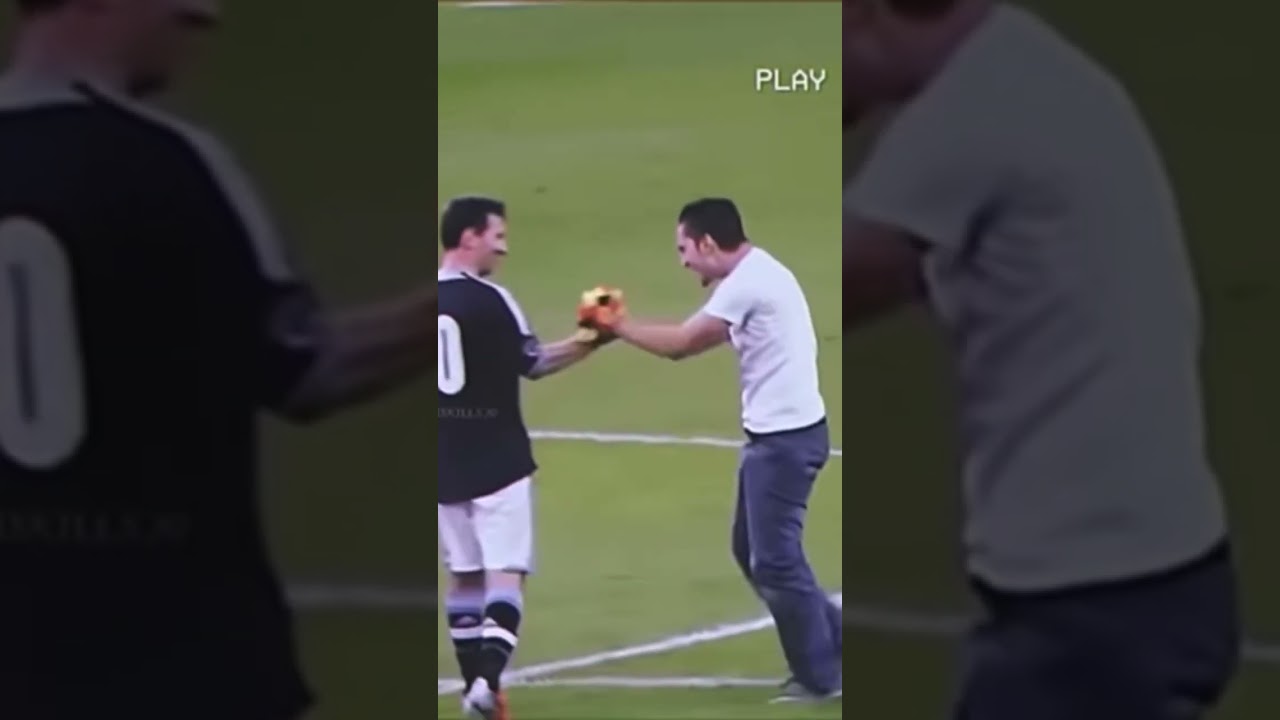 Messi and the fans🐐 ️ - YouTube