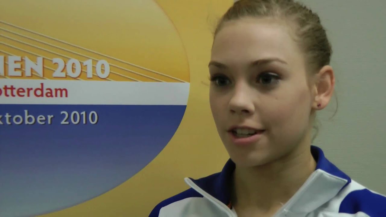Chelsea Davis Interview - After Podium Training - 2010 World ...