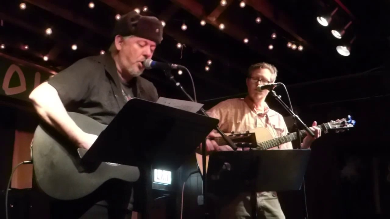 Robbie Fulks & Jon Langford - The Many Disguises of God - YouTube