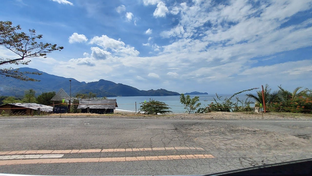 Kaybiang Tunnel + Calayo Sand Bar Beach Resort - YouTube