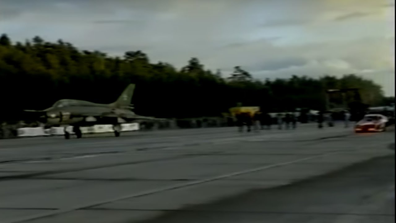 Drag Racing between Jet Aircraft and Dragsters - YouTube