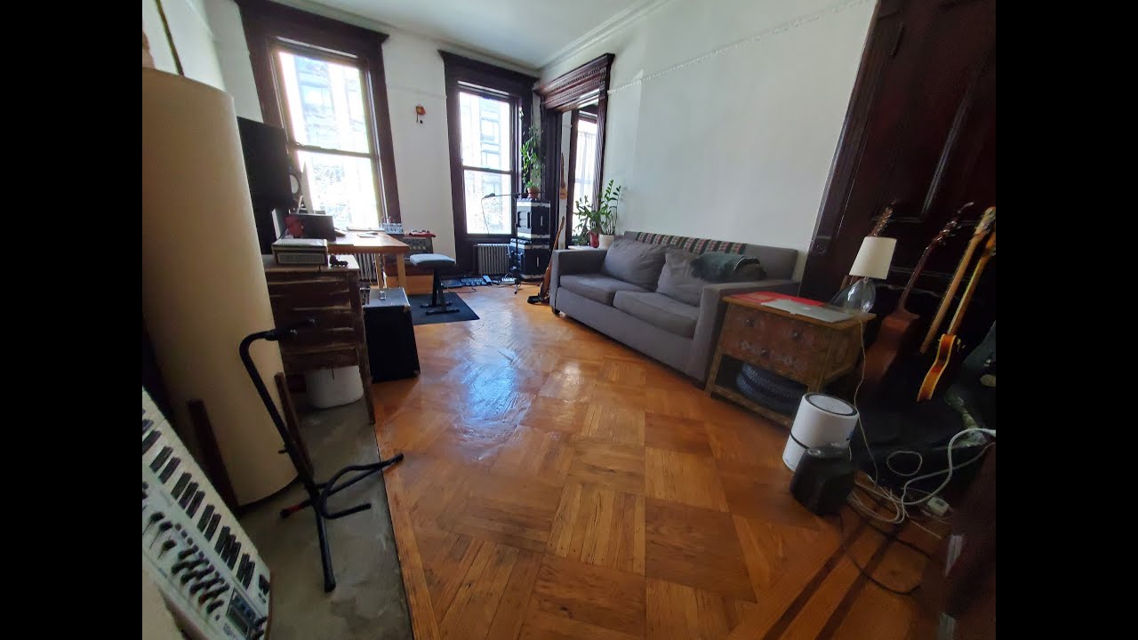 Whole floor of Brownstone, 2.5BR w laundry, D/W; Call Broker: 646-431 ...
