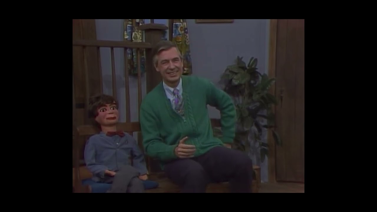Mister Rogers Neighborhood Play 1486 End Credits (1981) - YouTube