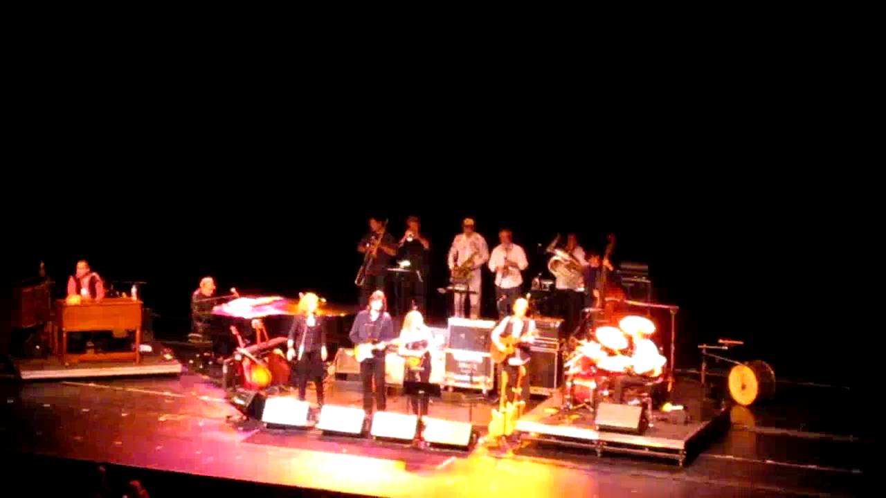 Tennessee Jed - Levon Helm Band - YouTube