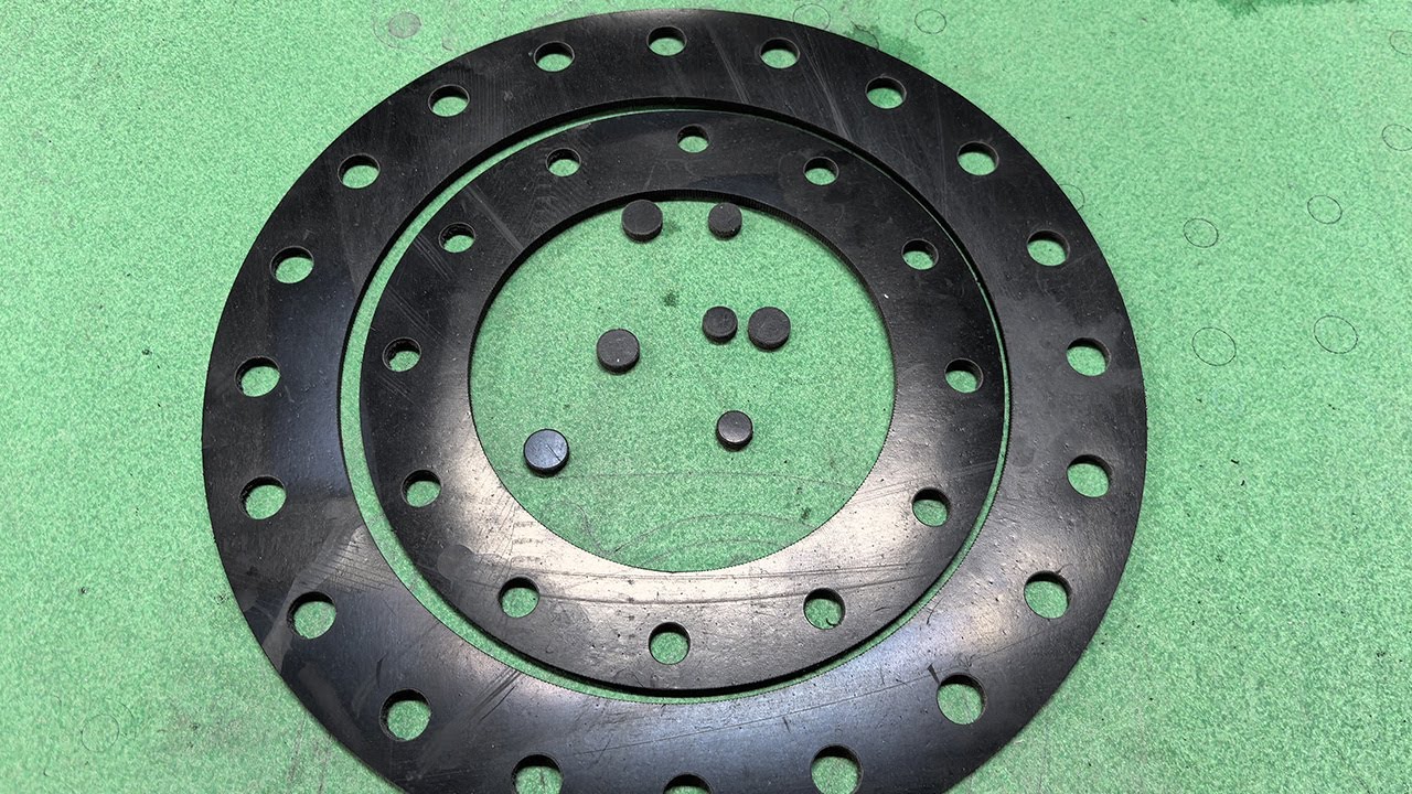 CNC Gasket Cutting Machine for 5mm Neoprene Rubber | Custom Gasket ...
