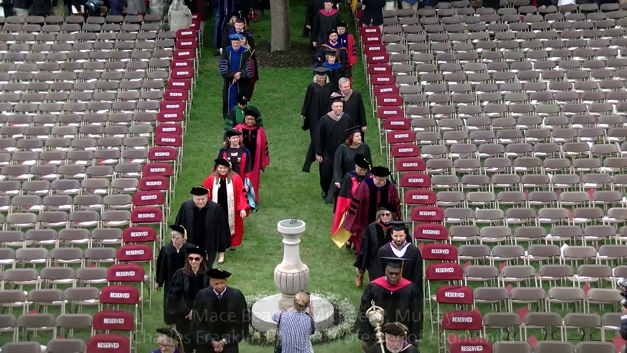 Commencement 2018 | Procession - YouTube