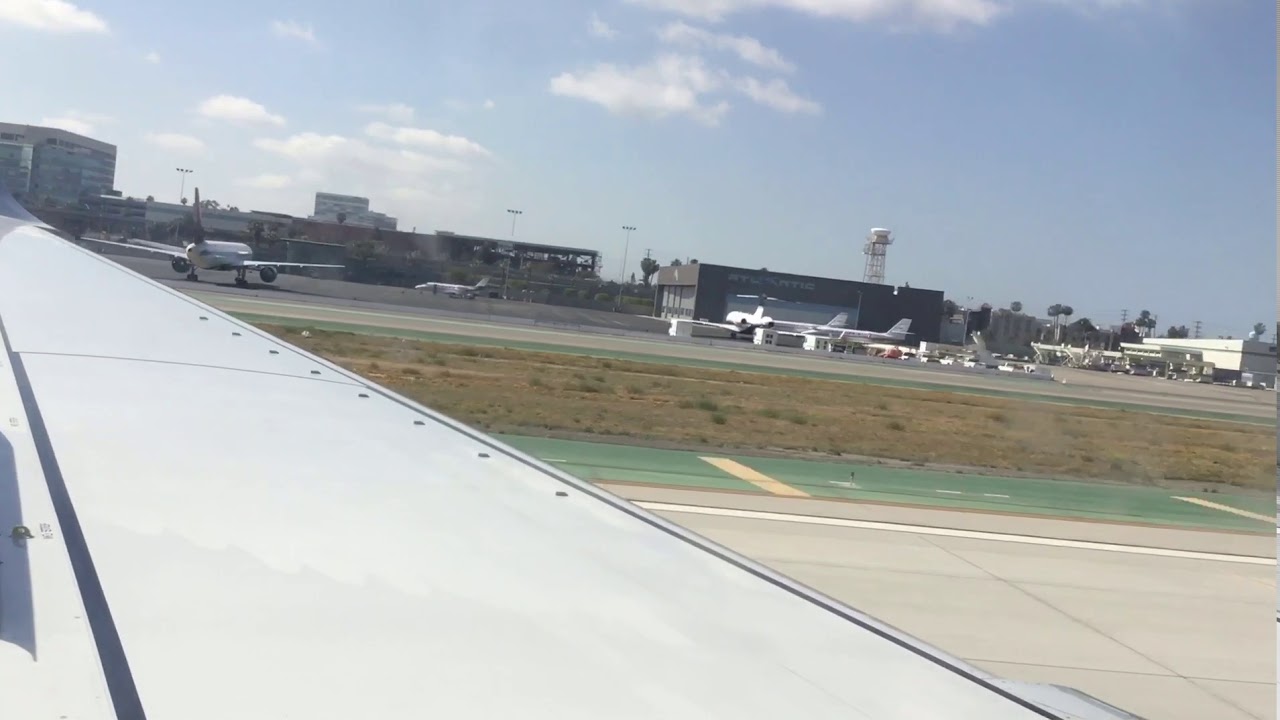 Nice and loud Reverse thrust at LAX American Airlines 737-800 - YouTube