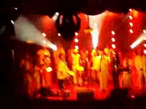 Samba Squad - YouTube