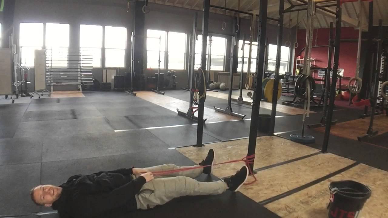 Assisted sit-up - YouTube