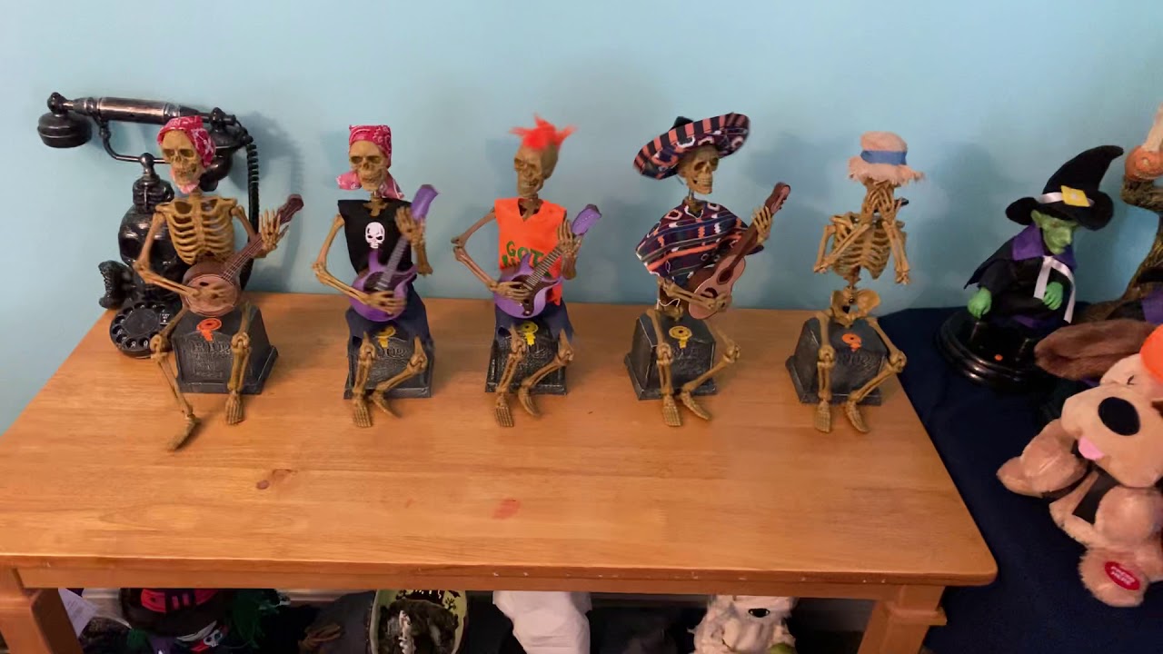 Magic Power Skeletons - YouTube