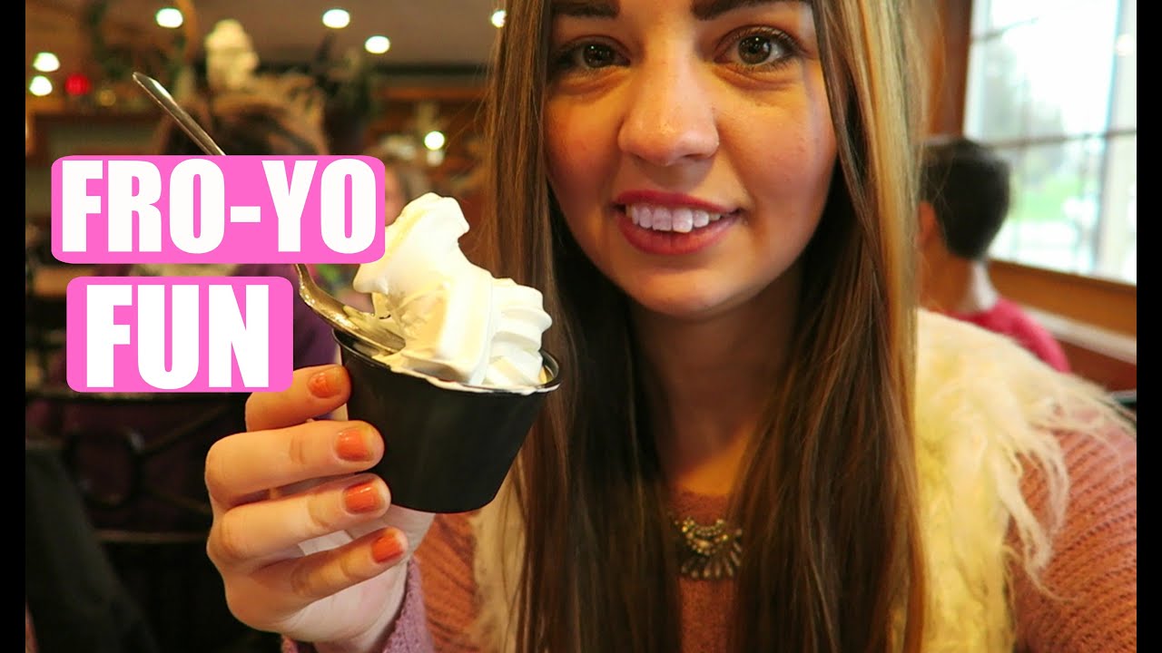 Fro-Yo Fun VLOGMAS DAY 14 - YouTube