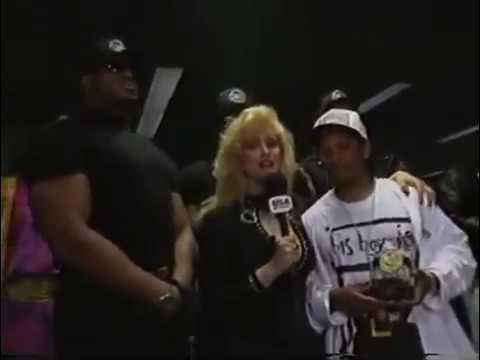RARE: EAZY-E @ The LA MUSIC AWARDS (1992) - YouTube
