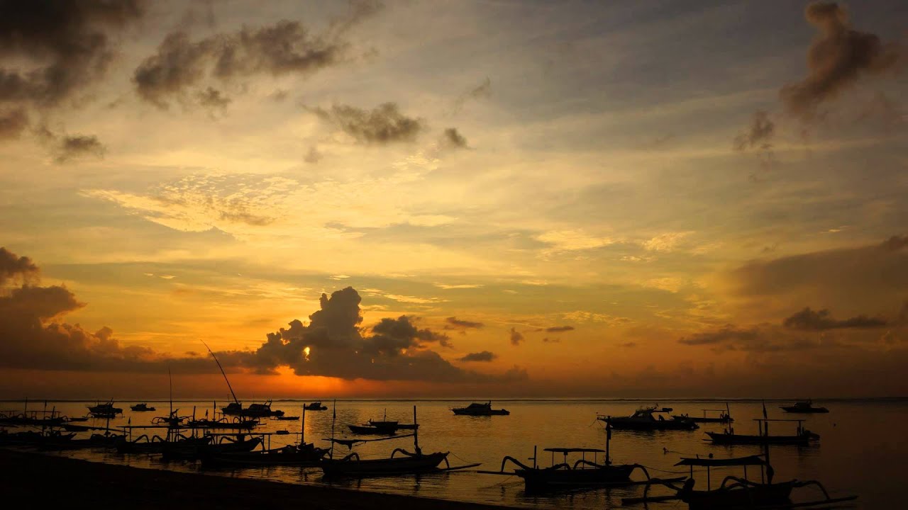 Sunrise in Bali - YouTube