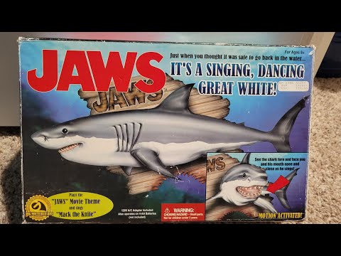 Jaws (Singing Shark) - YouTube