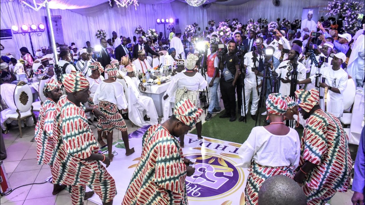 The Moment Cultural Troop Entertain Dignitaries At Ààre Iba Gani Adams ...