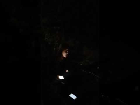 Geleceyin güzel sesli kızı