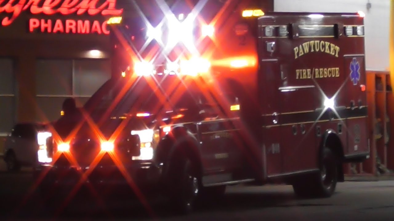 Pawtucket, RI Fire Department Rescue 2 Responding - YouTube