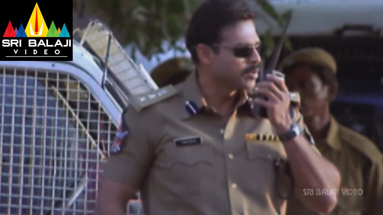Gharshana Movie Venkatesh Introduction Scene | Venkatesh, Asin | Sri ...