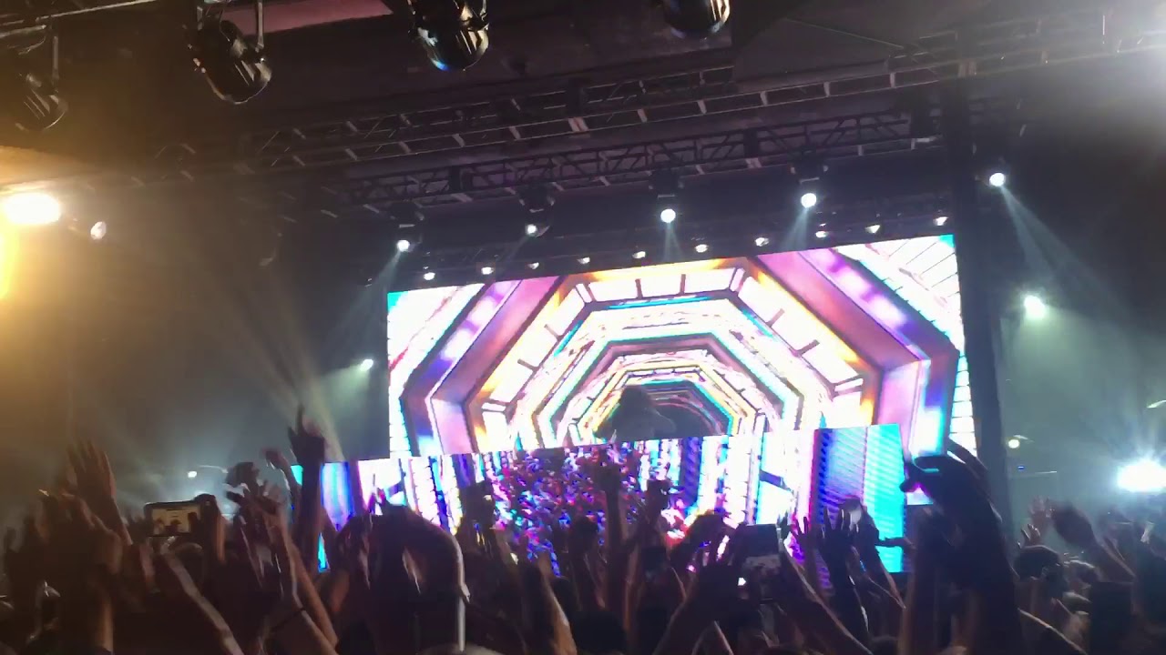 Hippie Sabotage Live in Portland - YouTube