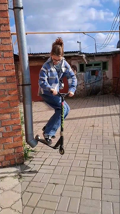 #райдер #самокат #спорт #трюки #scooter #топ #осень #школа #shortvideo ...