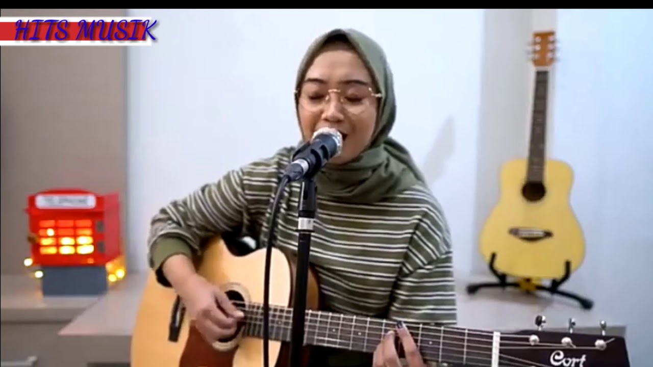 TIKUS TIKUS KANTOR //IWAN FALS//Cover//REGITA ECA - YouTube