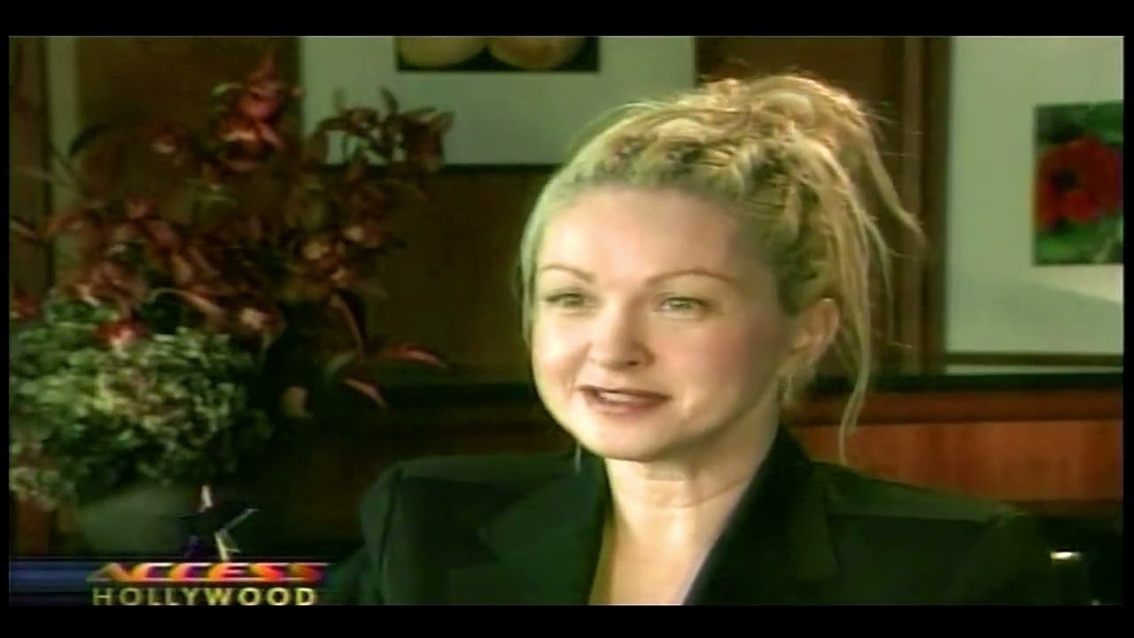 Cyndi At Last Access Hollywood 2004 - YouTube