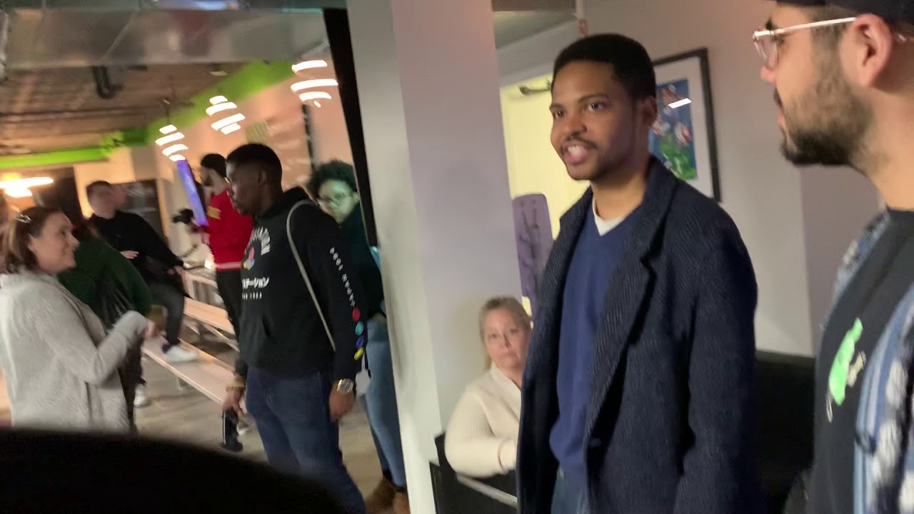 MKNJ6 walk around at helix esports - YouTube