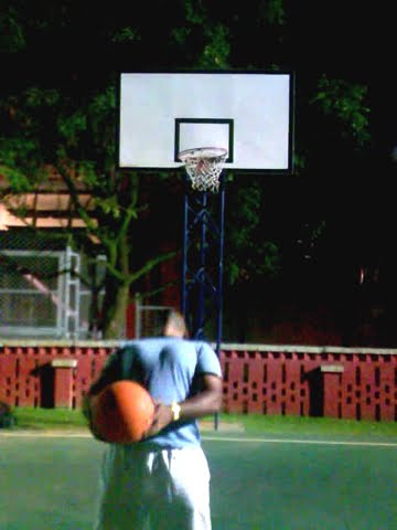 Reverse Basket Shot - YouTube