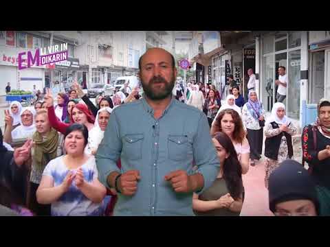 Kadınlar geliyor.