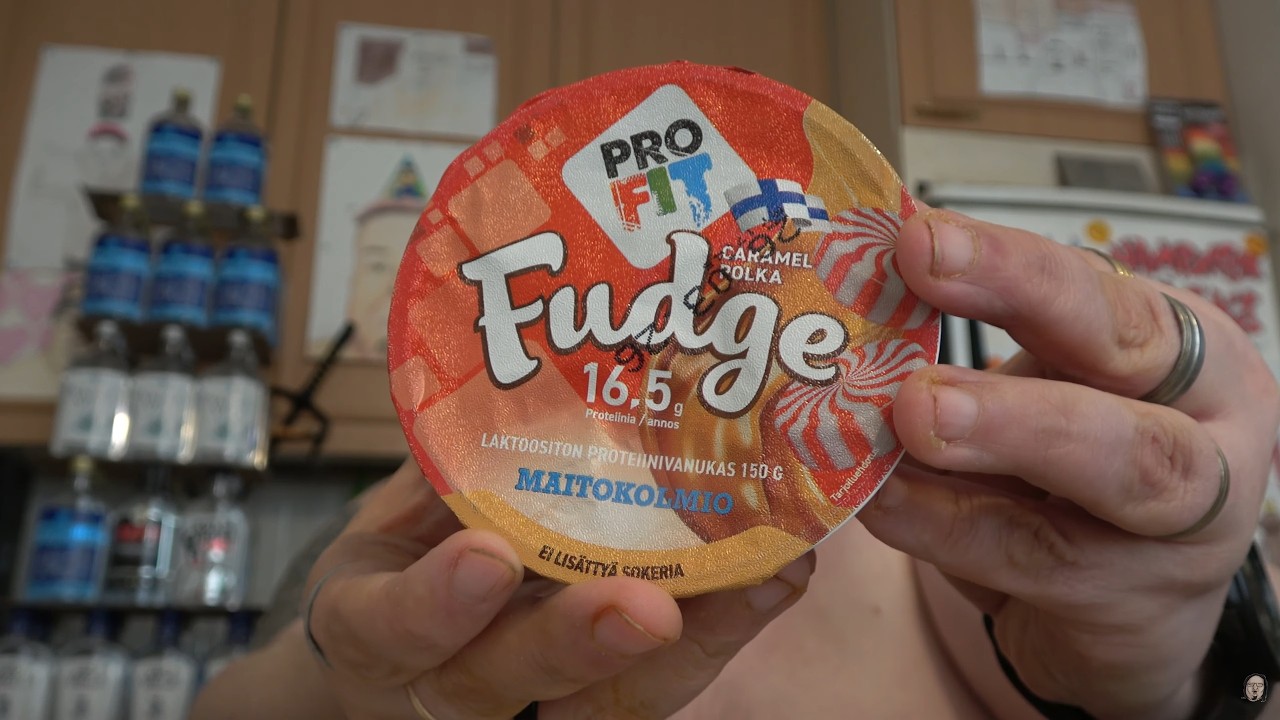 Hampaaton läski syö: Osa 4439 - Maitokolmio ProFit Fudge Caramel Polka ...