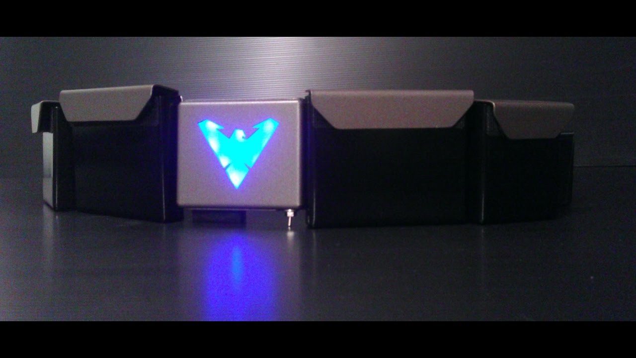 New Nightwing lighted logo belt! Must see! - YouTube