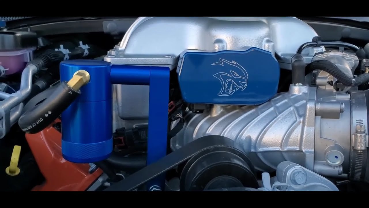 2021 DODGE CHARGER HELLCAT WIDEBODY ENGINE BAY. - YouTube
