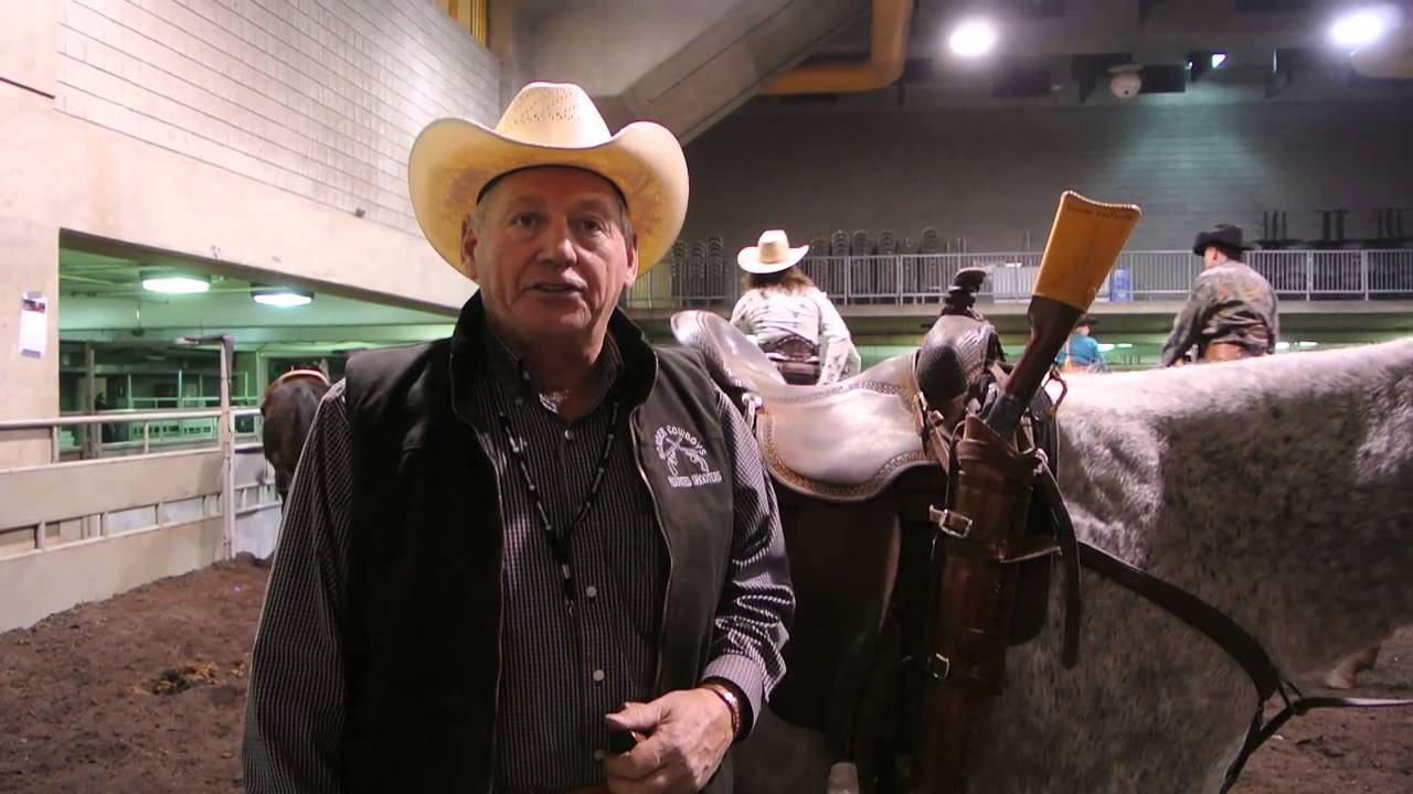 Cowboy mounted shooting - YouTube