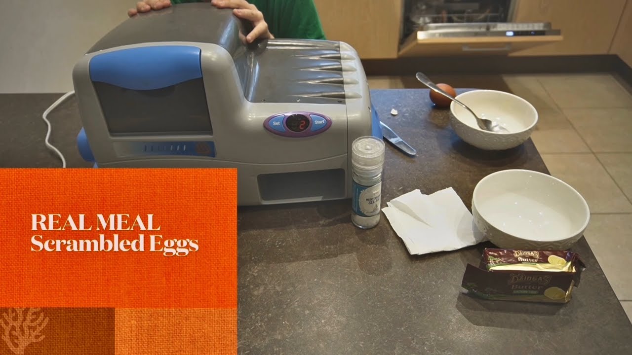 Preparing Scrambled Egg using Easy Bake Real Meal - YouTube