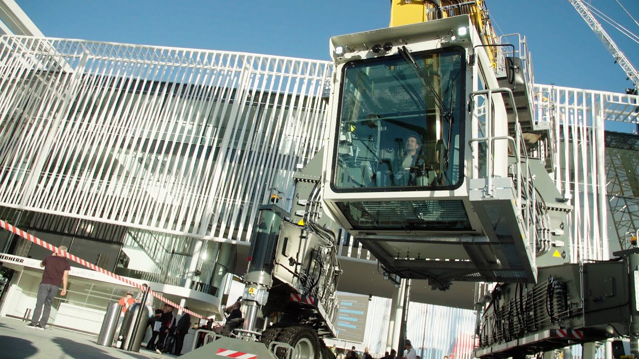 Liebherr - Bauma Videomagazin 2022 Tag 5: Vom Standbesuch zu Liebherr ...