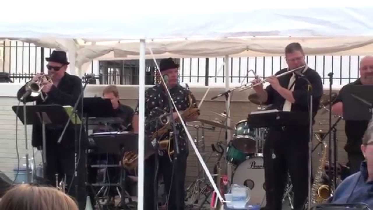 The "Back In Motion" Band - YouTube