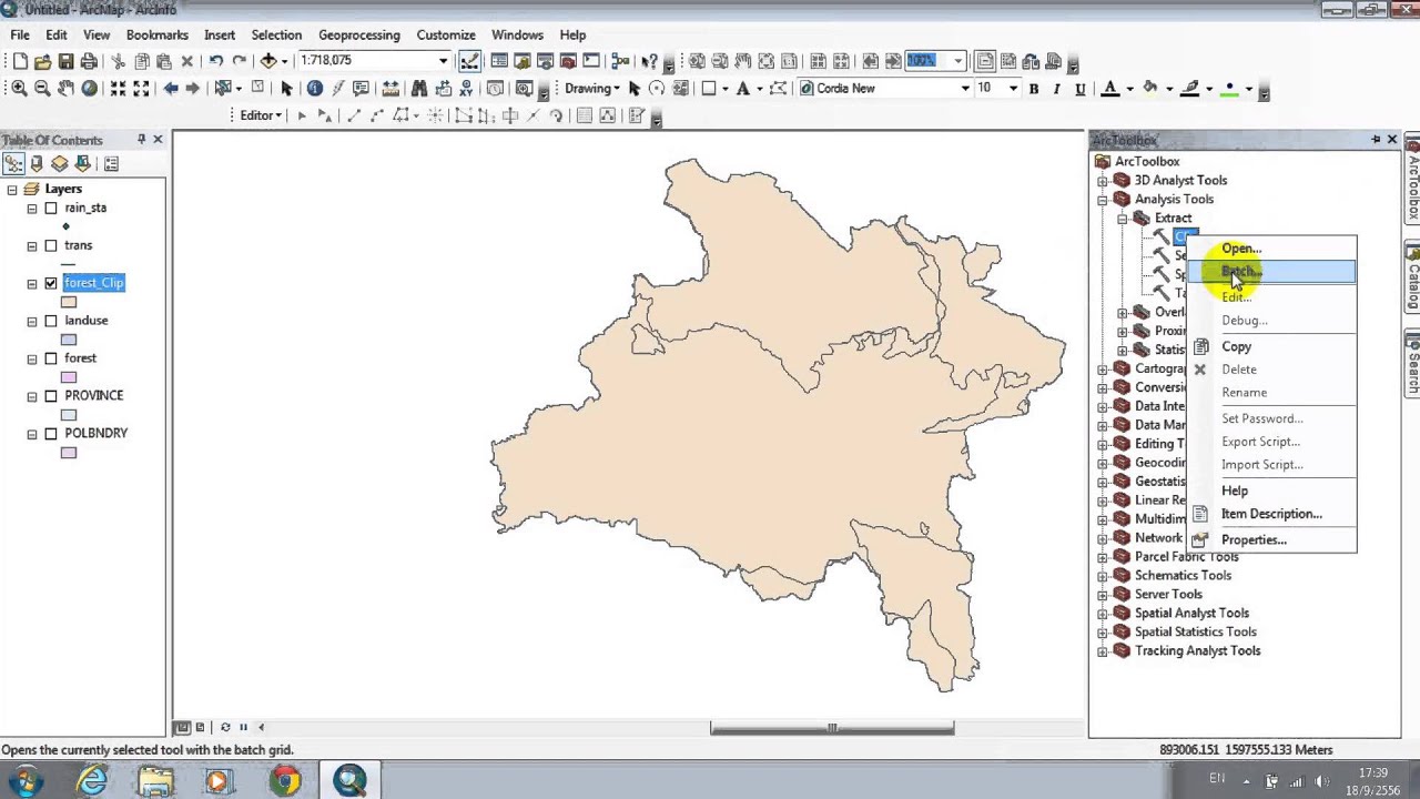 การใช้คำสั่ง Geoprocessing (Clip ,Batch Clip ,Intersect ,Union) ในโปรแกรม ArcMap 10 - YouTube