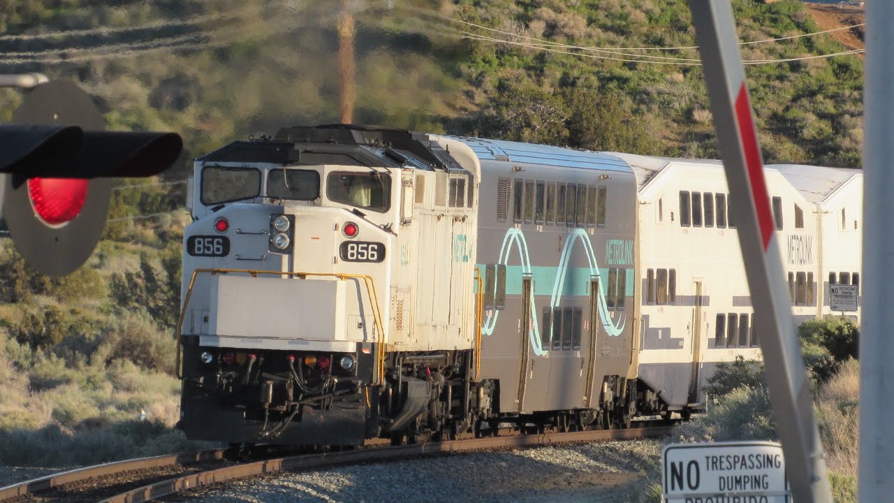 Metrolink Trains In The AV Episode 10! SCAX 856 & SCAX 896! - YouTube