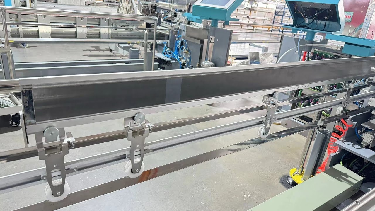 Automatic drawing-in machine-Reed mould - YouTube