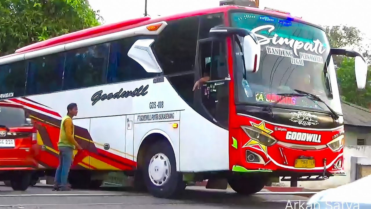 Bus Spotting Basuri Goodwill, Mobil Basuri, Sinar Jaya - YouTube
